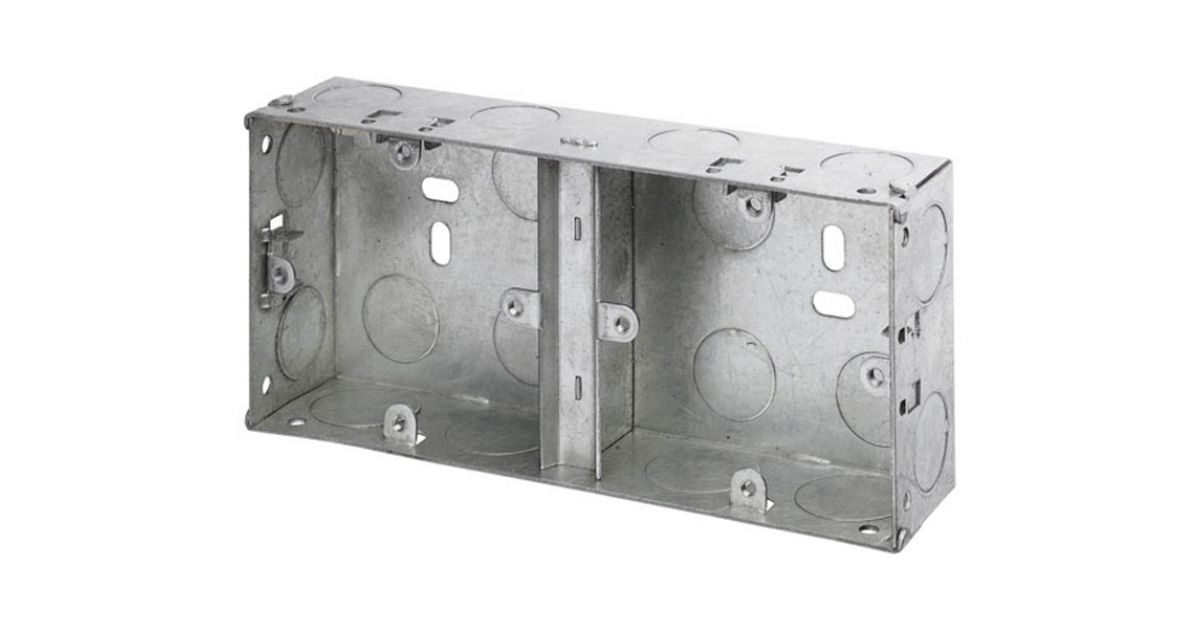 8853: 35mm Dual Metal Back Box, 2 Gang : Lyvia Electrical
