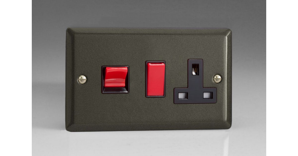 XP45PB: 45A Cooker Switch + 13A Socket, 2 Pole, Classic