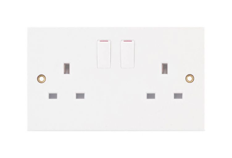 LG9098-1E: Double Wall Socket, 13 Amp, 2 Gang, Switched SP