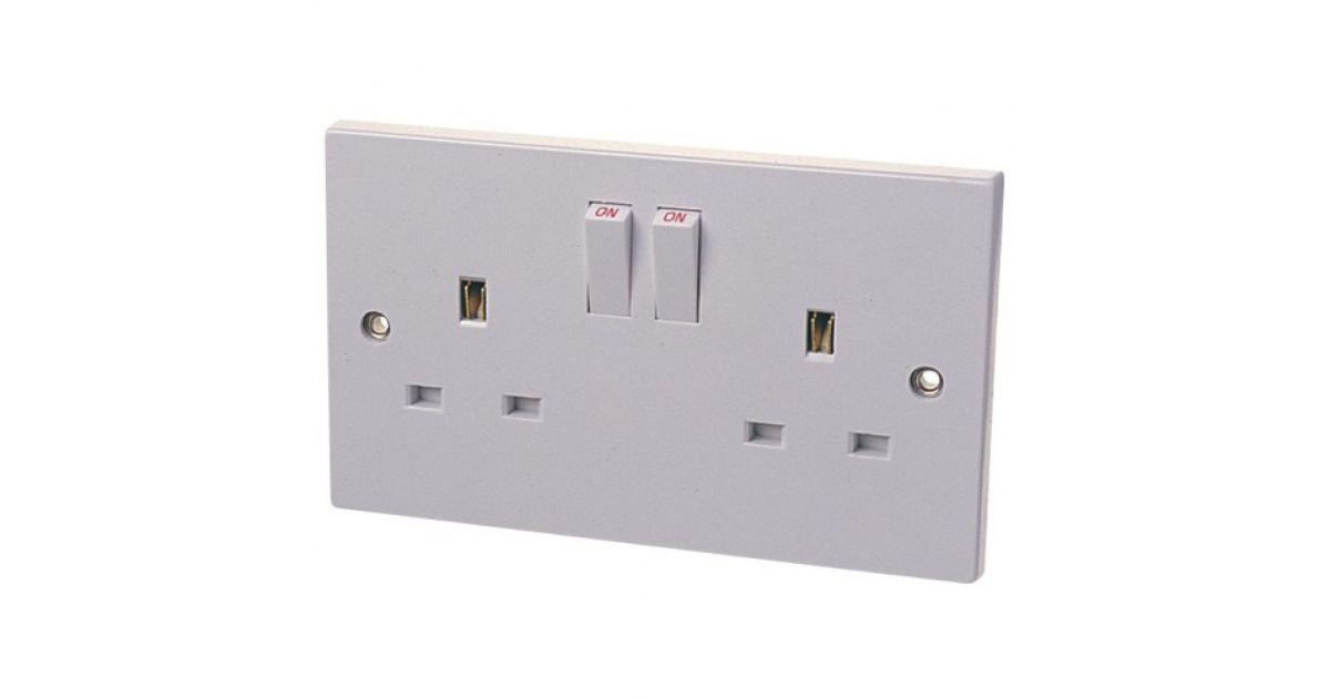 4409: Double Wall Socket, Switched, 13 Amp, 2 Gang, SP