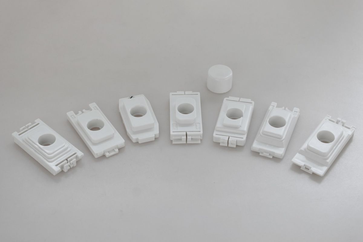 GAW.MG: Grid Adaptor - Multi-Grid : Varilight - from £5.59