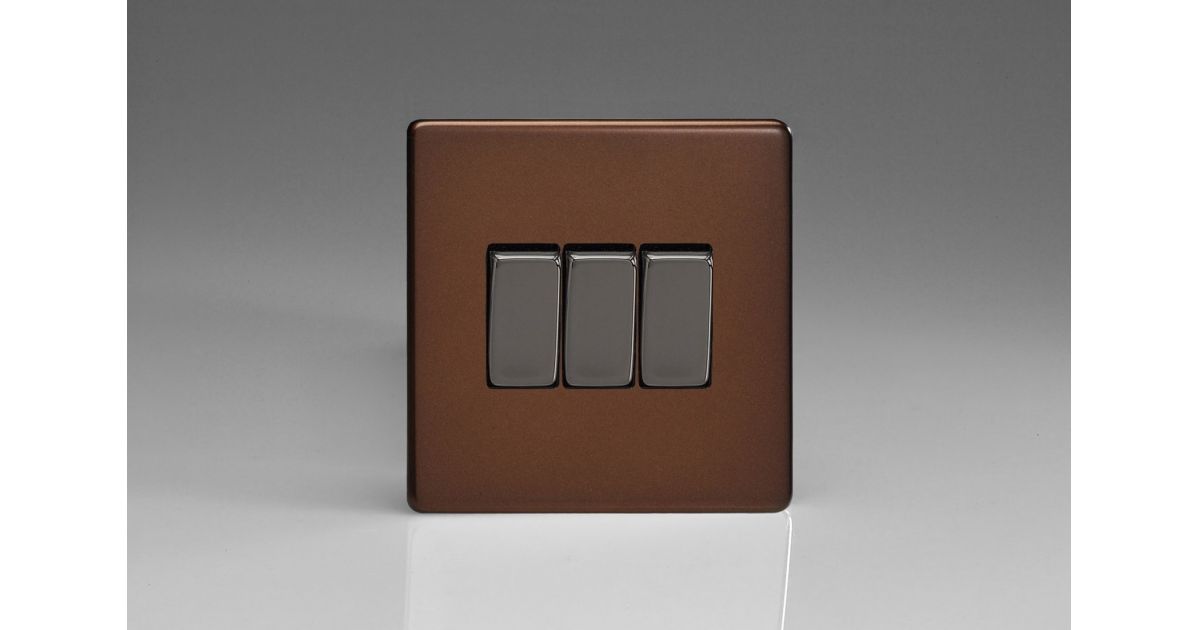 XDM3S: Triple Light Switch, 10A, 3-Gang, 2-Way, Screwless